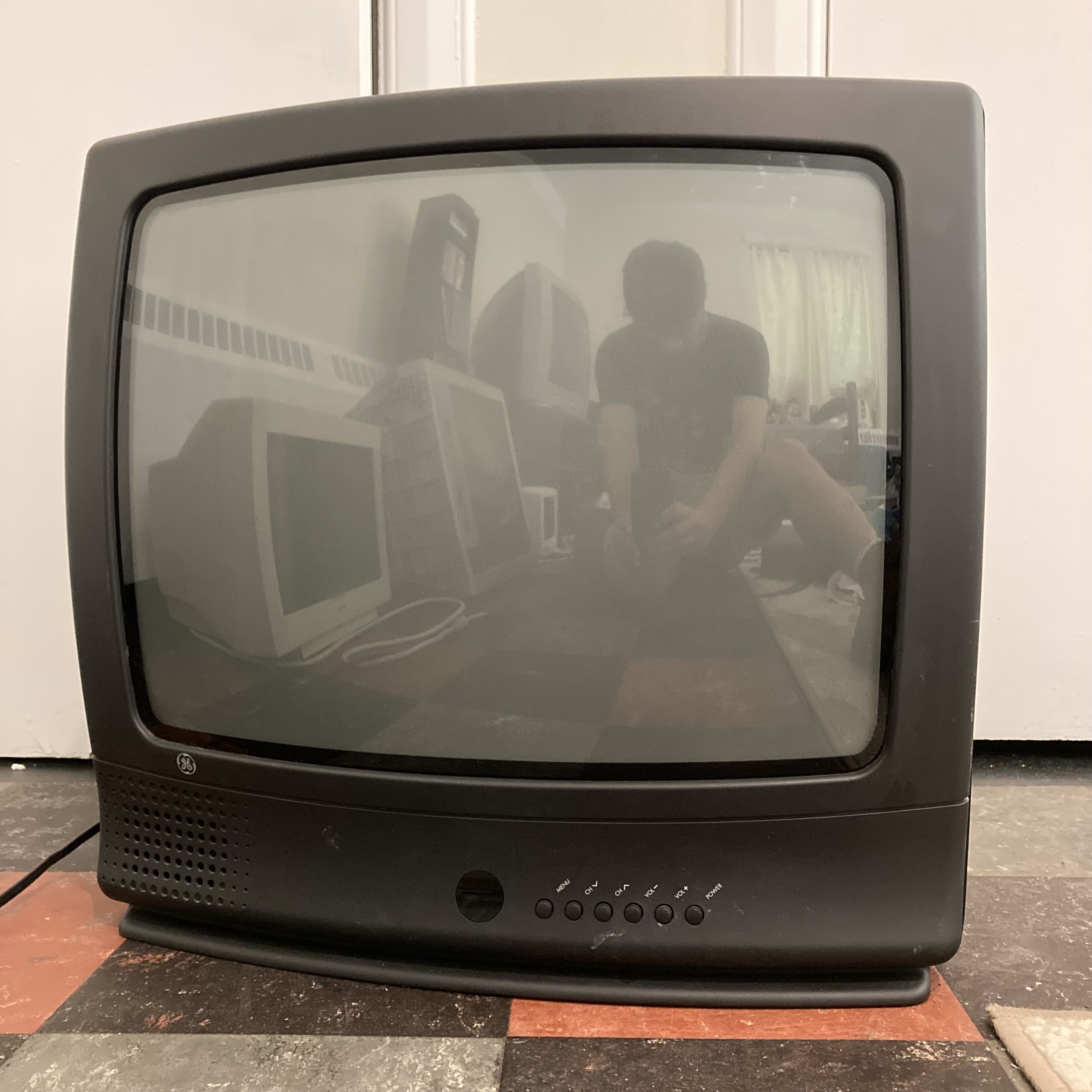 GE 19GT243 | CRT Database