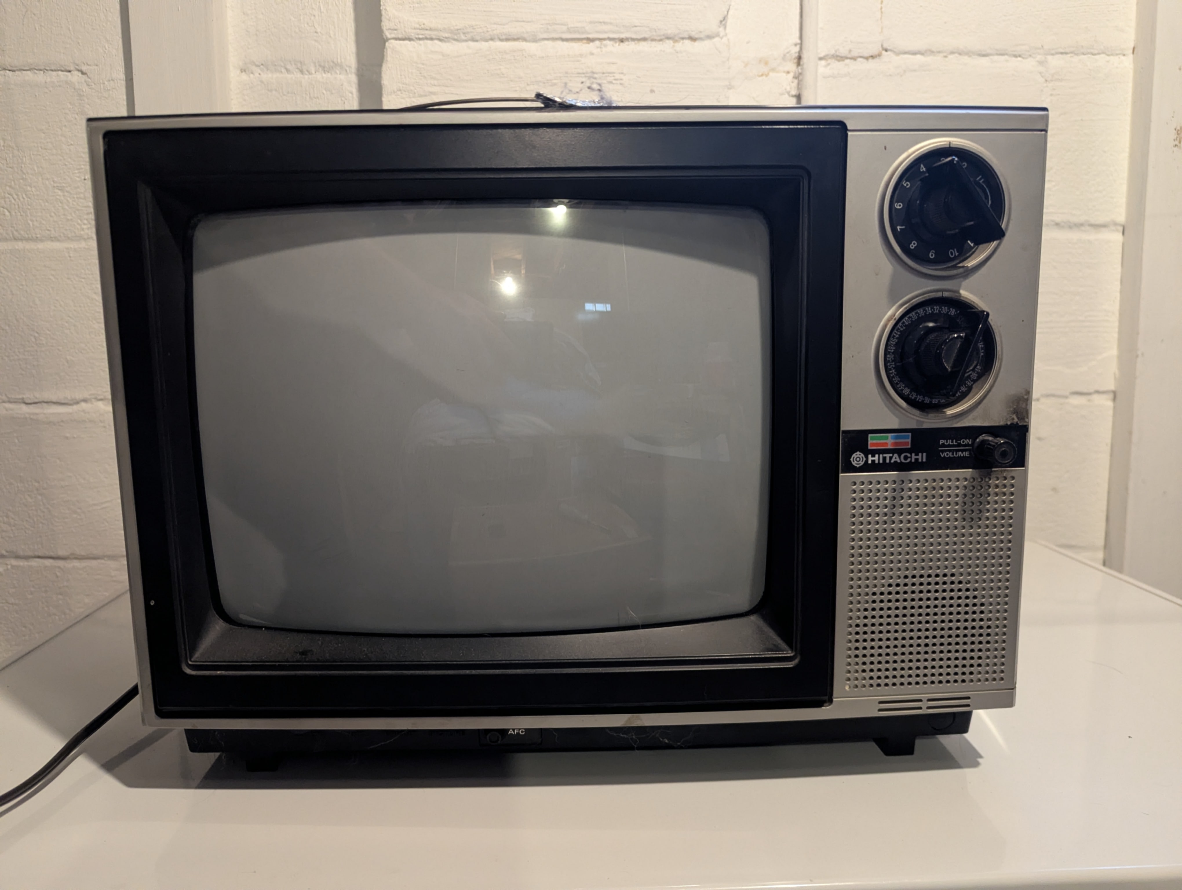 Hitachi CT-1301 | CRT Database