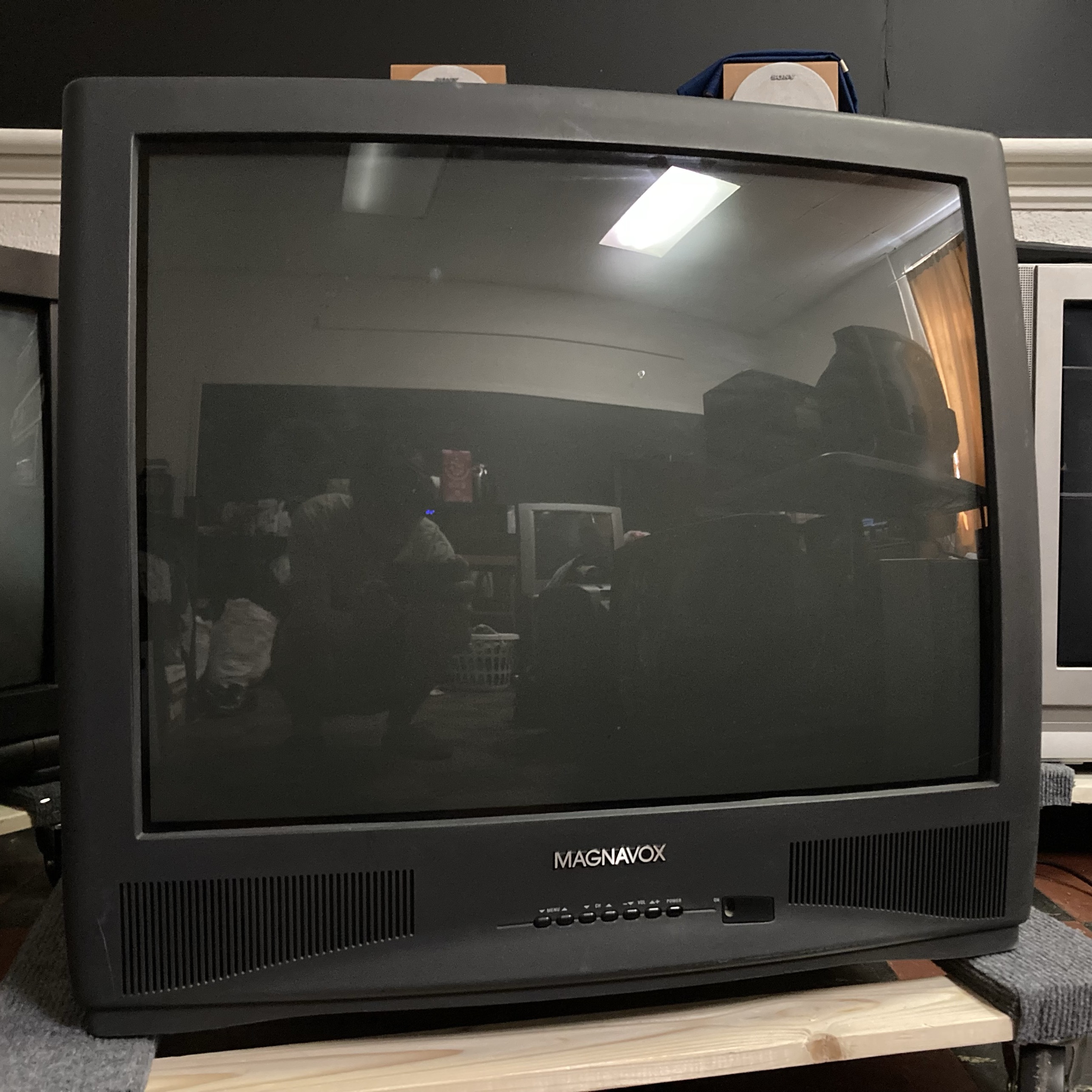 Magnavox 27TP82 C103 | CRT Database