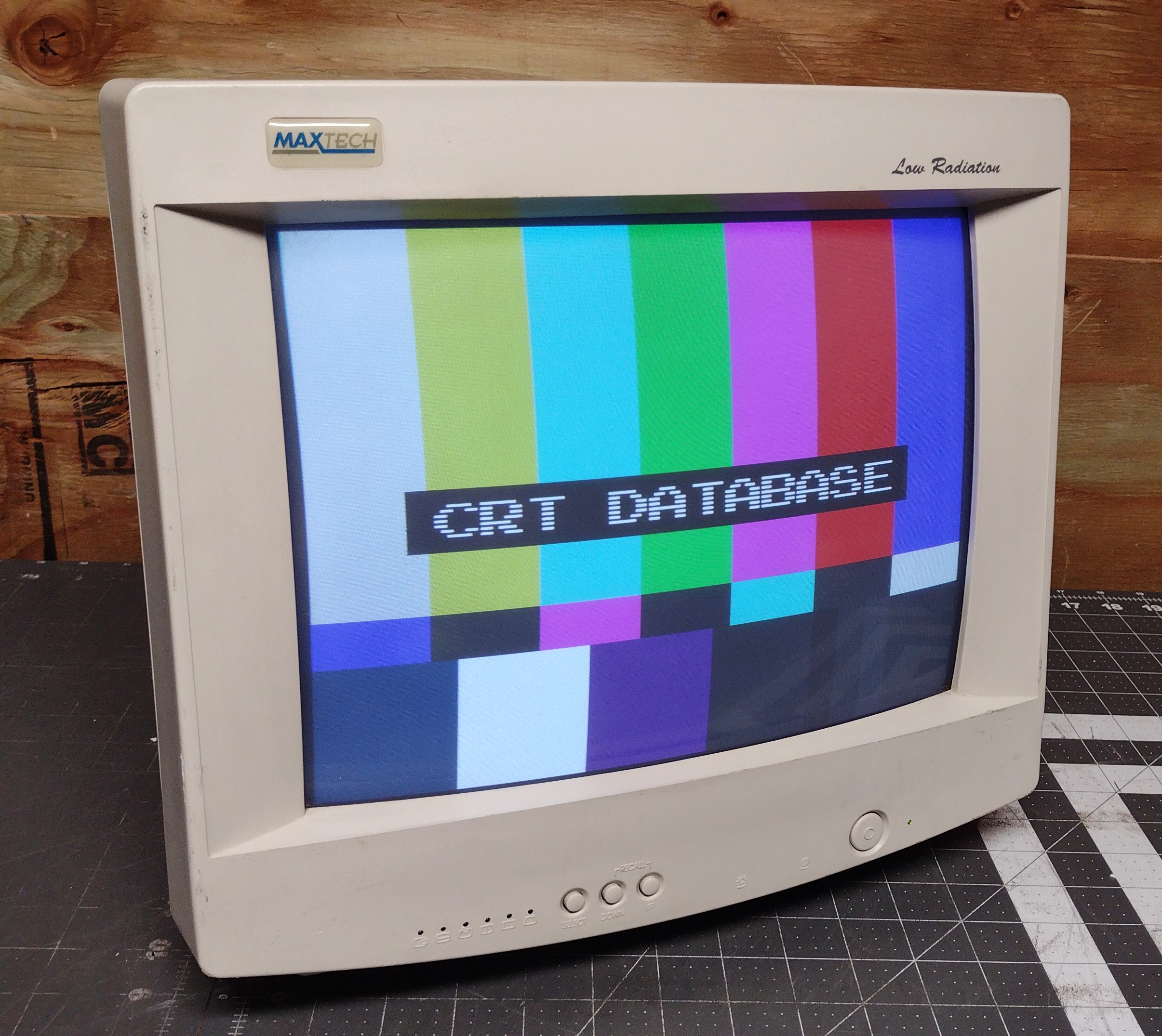 Maxtech XT-4871 | CRT Database