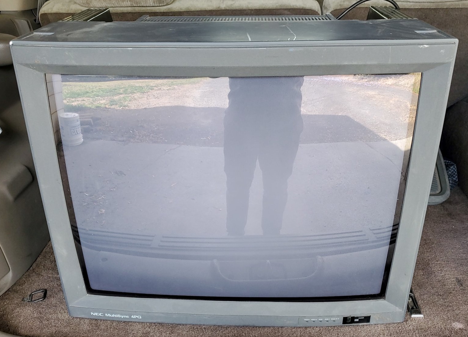 NEC MultiSync 4PG (PG-2740) | CRT Database