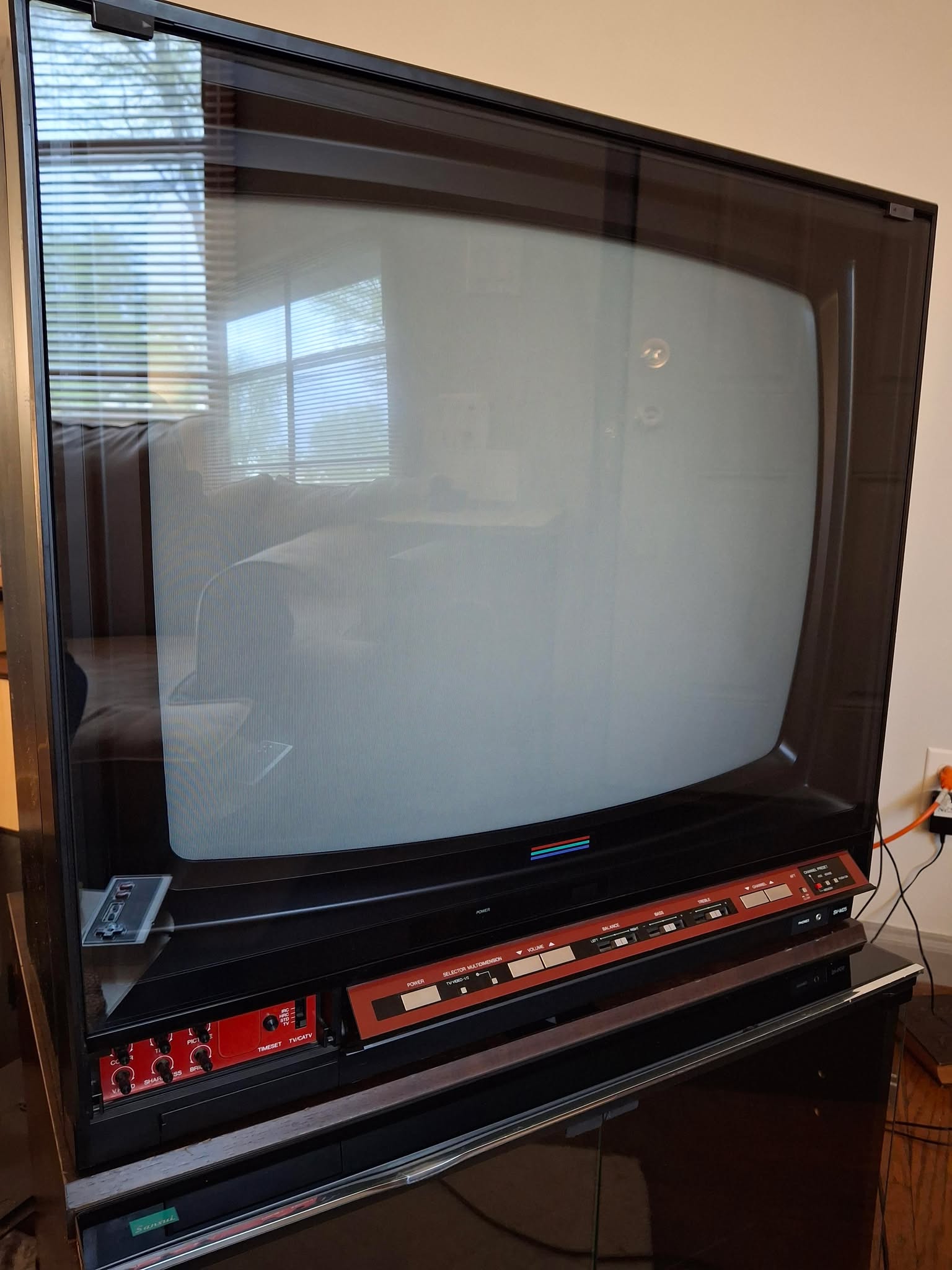 Sansui SV-M25 | CRT Database