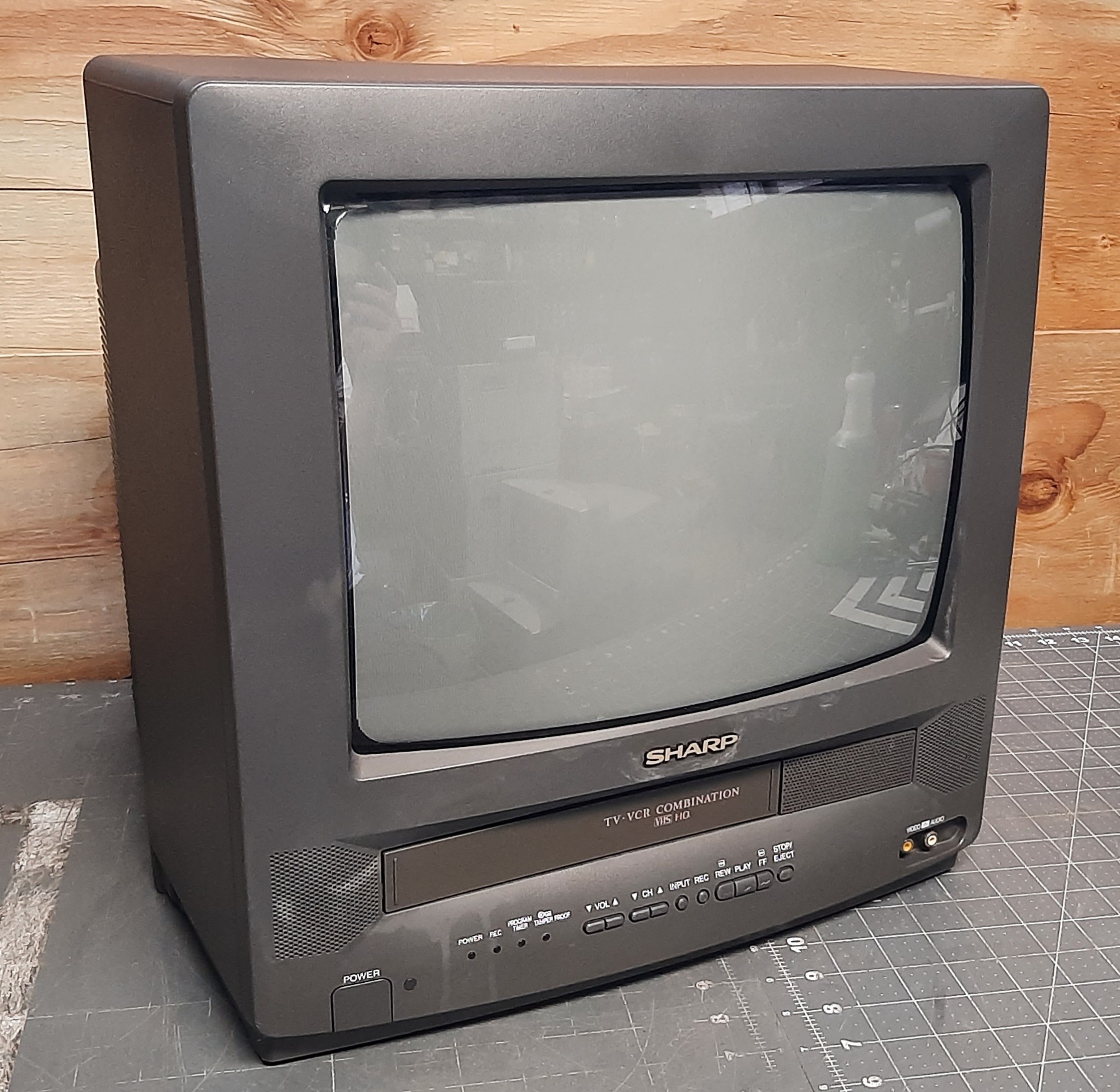 Sharp 13VT-L100 | CRT Database