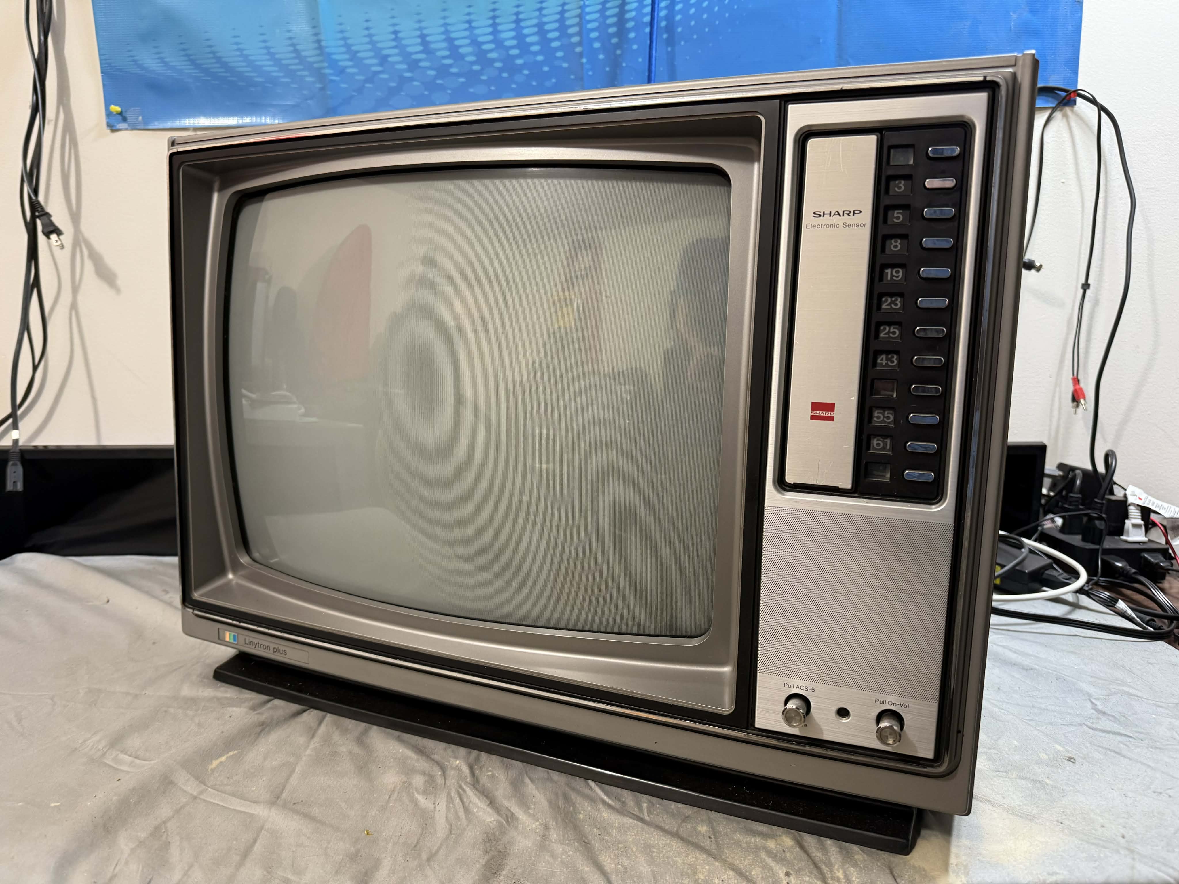 Sharp 19C79 | CRT Database