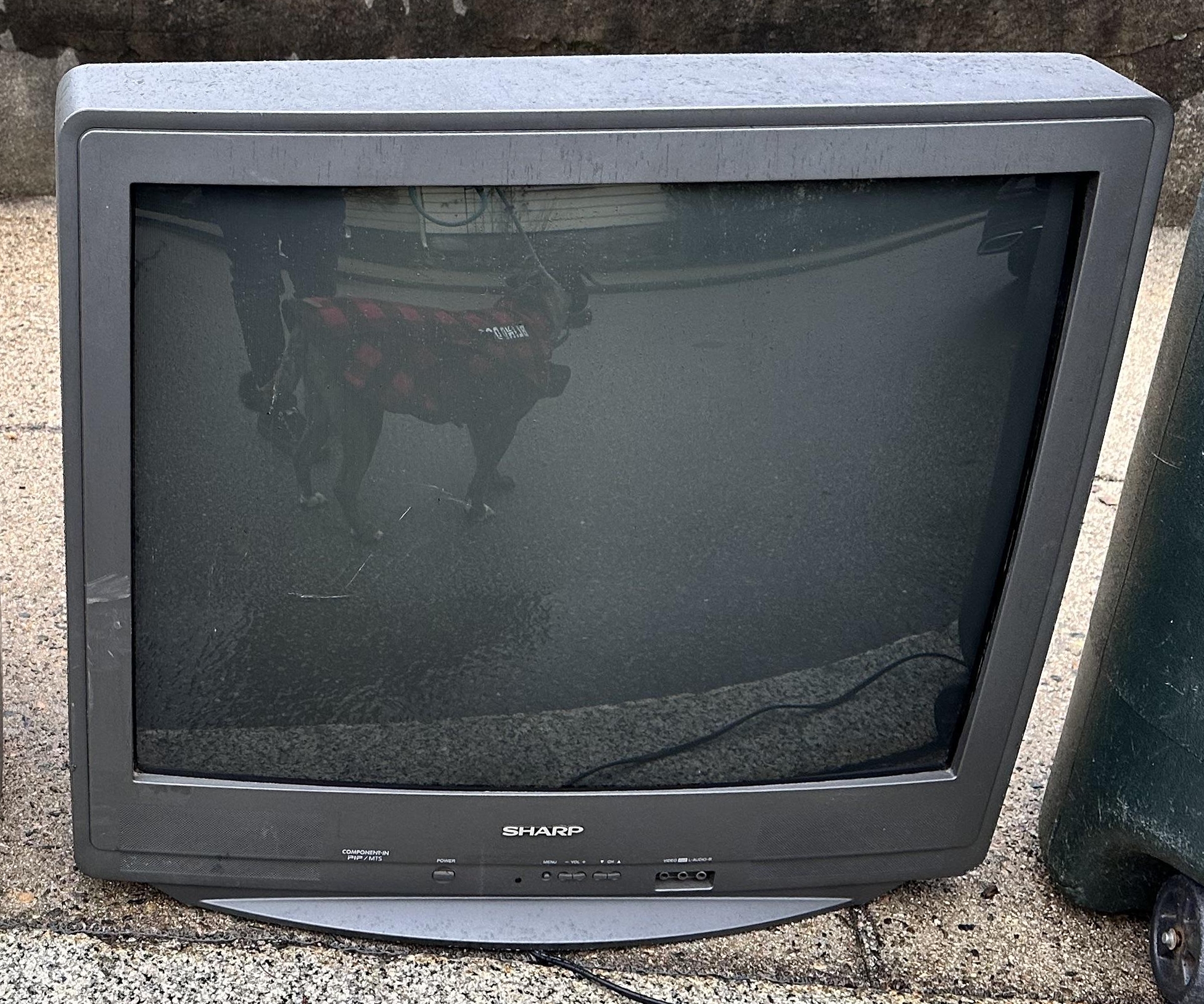Sharp 32UC4 | CRT Database