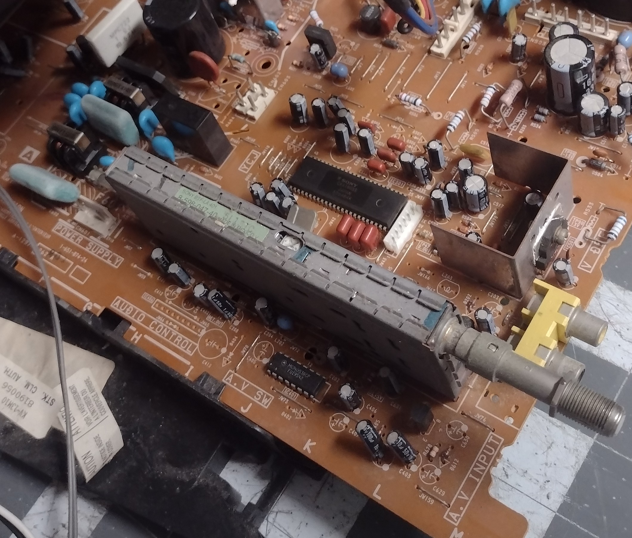 Sony BA-2 Chassis RGB Mod via Direct Injection | CRT Database