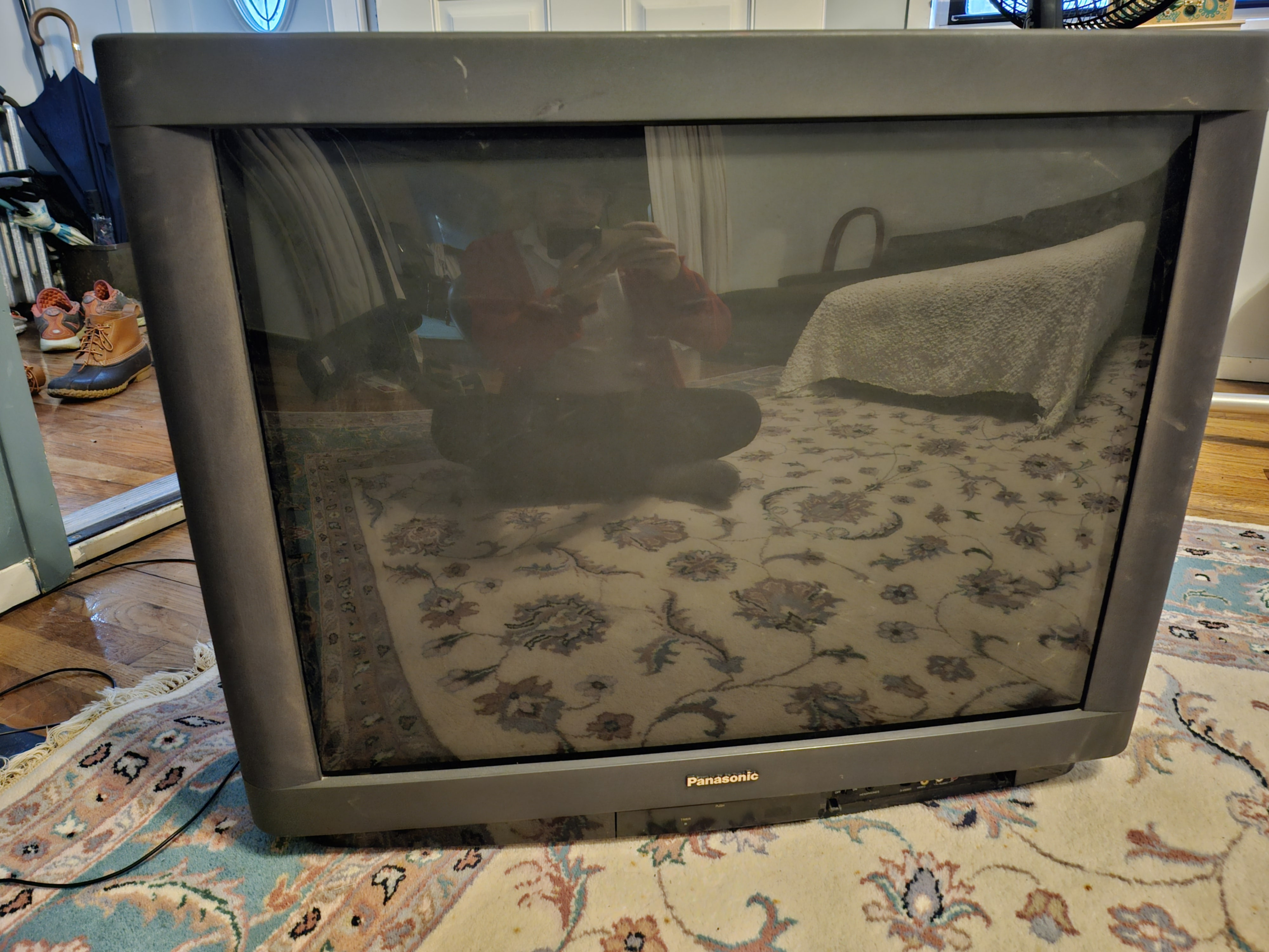 old flat screen panasonic