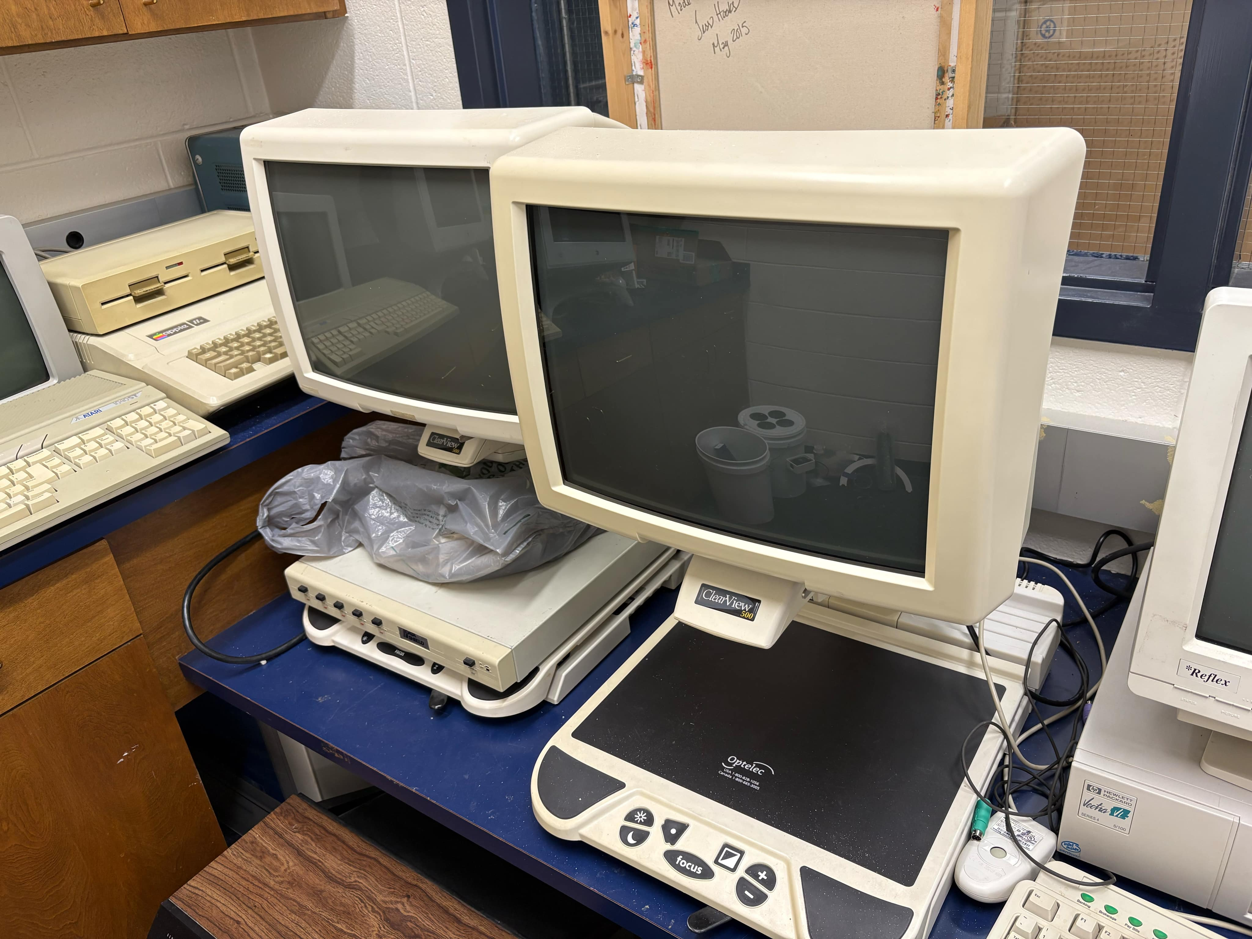 Optelec 6017C | CRT Database