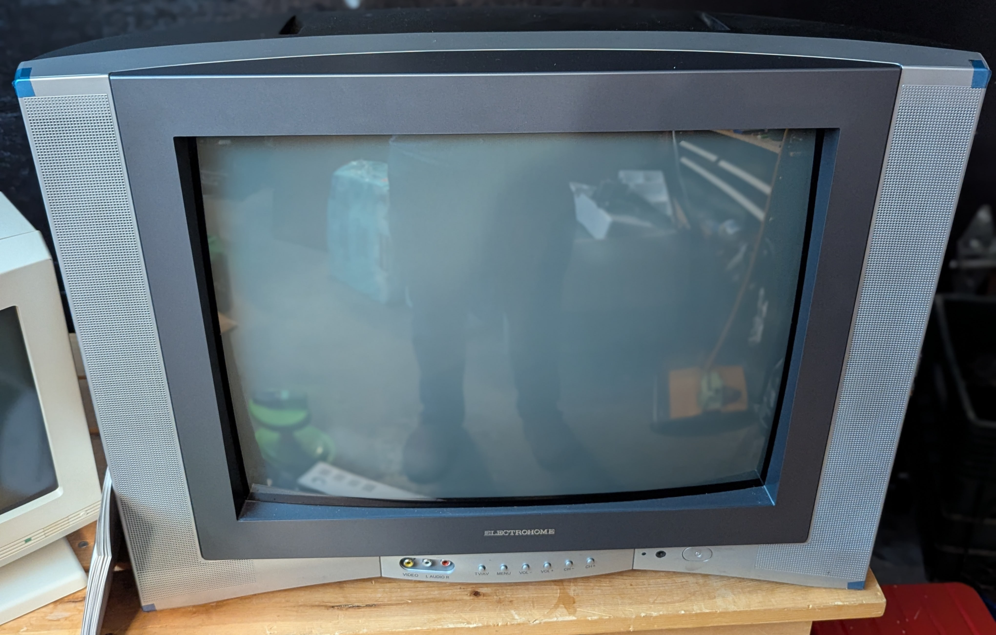 Electrohome 20E410 | CRT Database