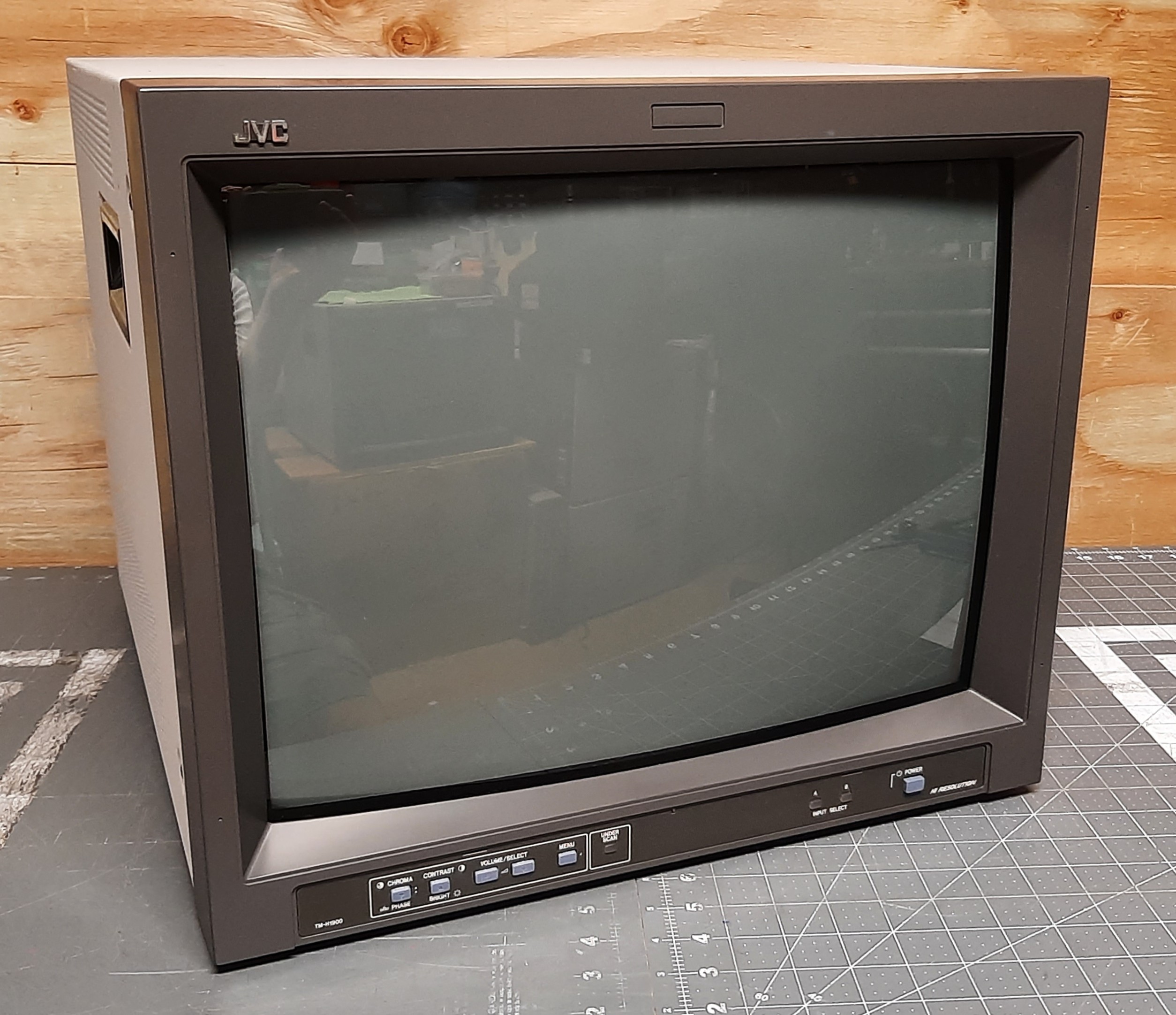 JVC TM-H1900G | CRT Database