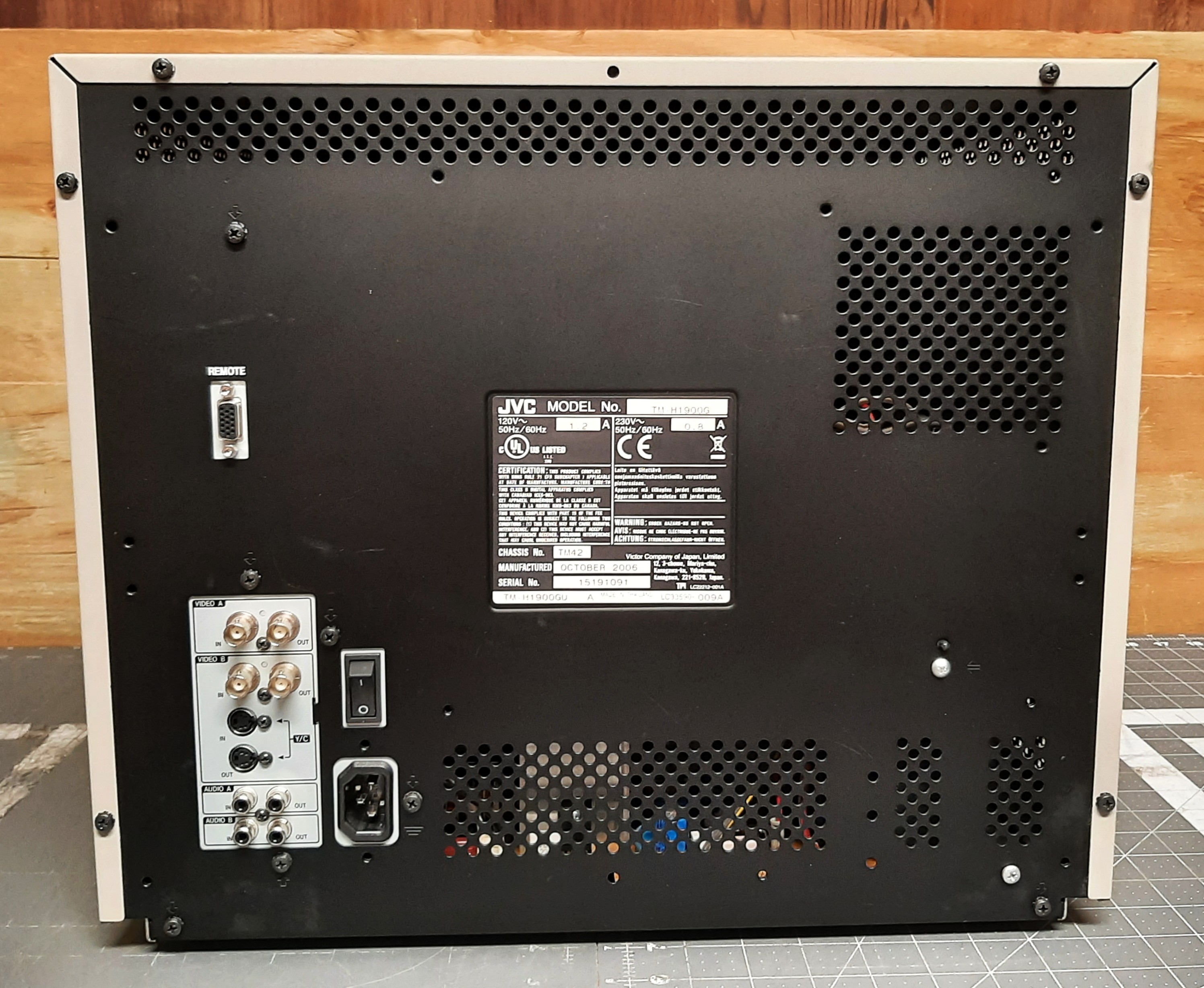 JVC TM-H1900G | CRT Database