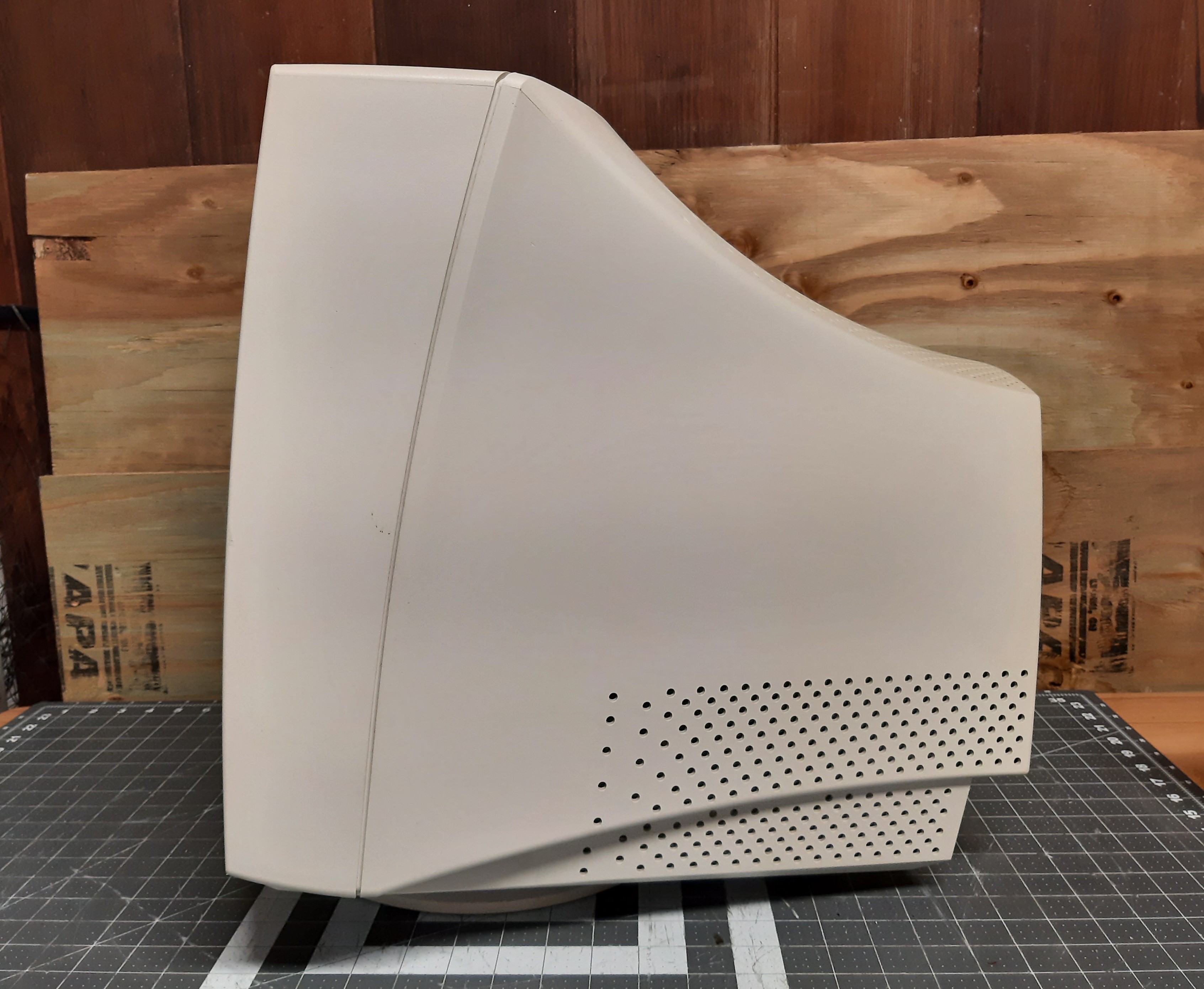 NEC MultiSync 95 | CRT Database