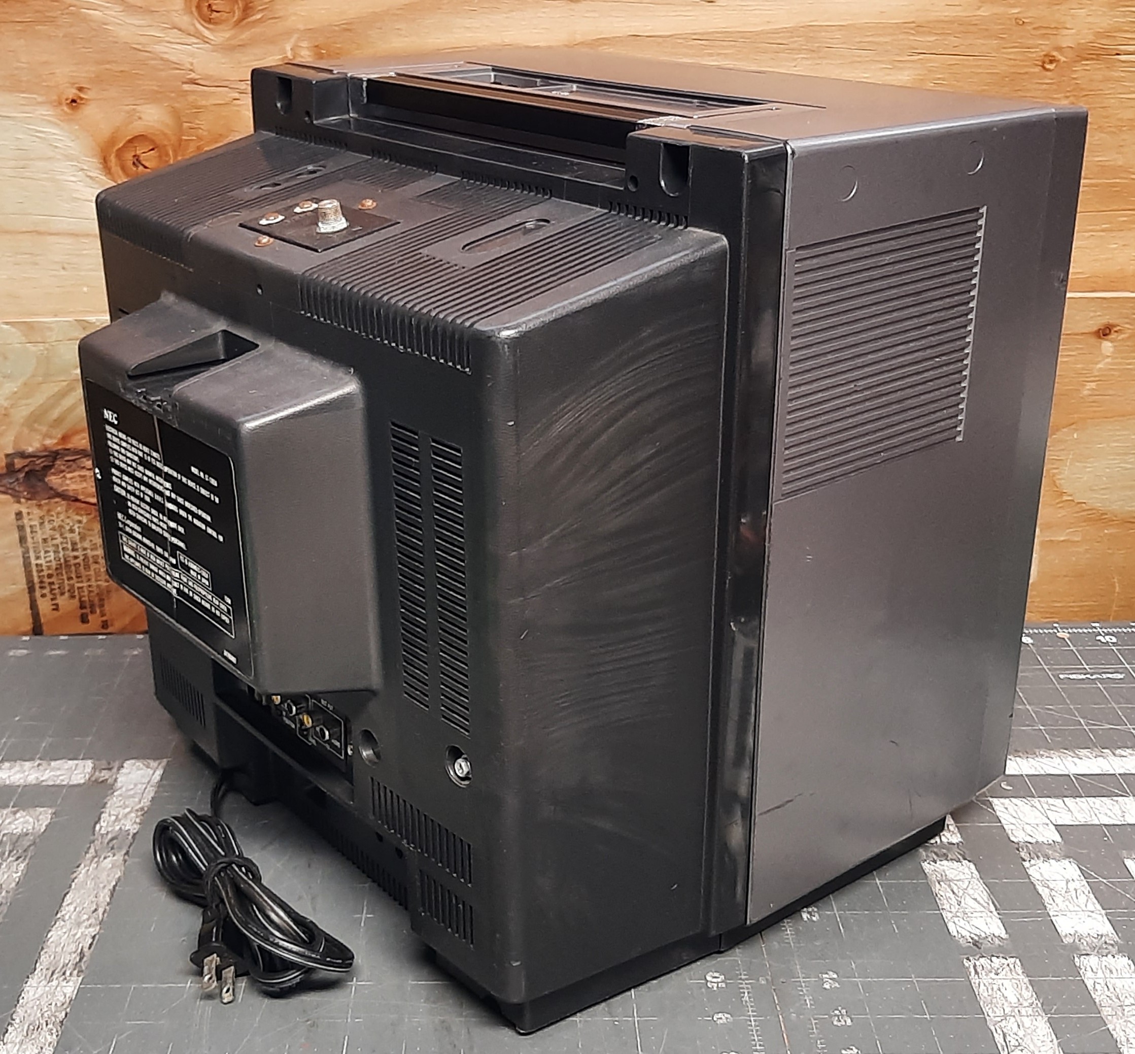 NEC CT-1305A | CRT Database