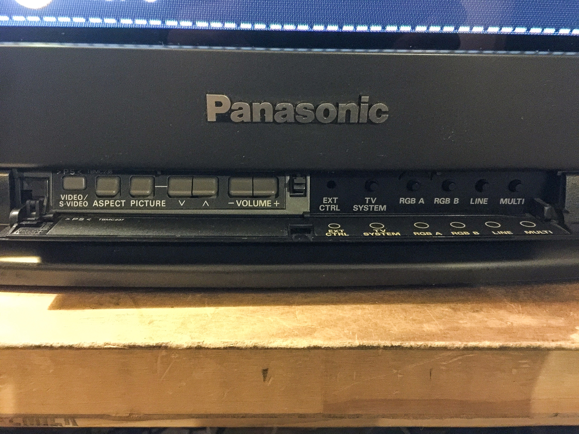Panasonic DT-M3050W | CRT Database