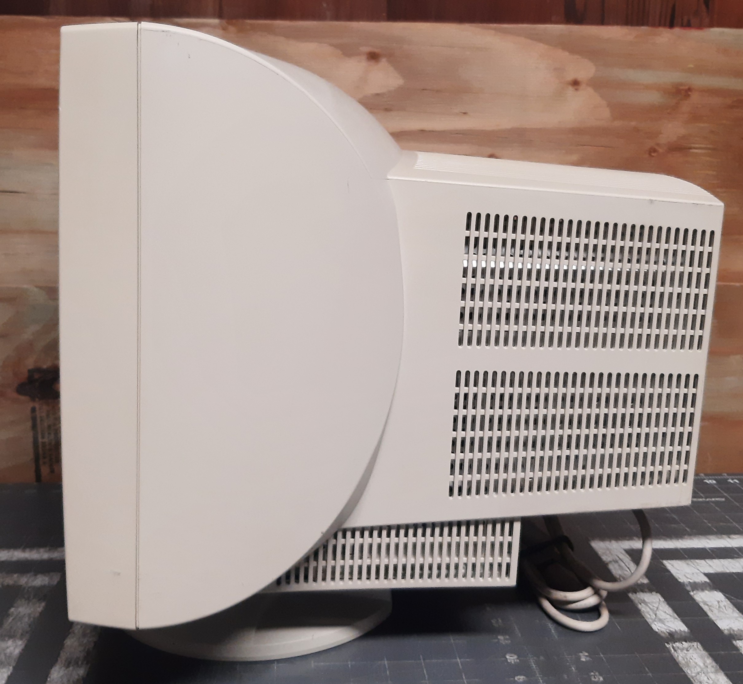 Samsung Samtron 7c | CRT Database