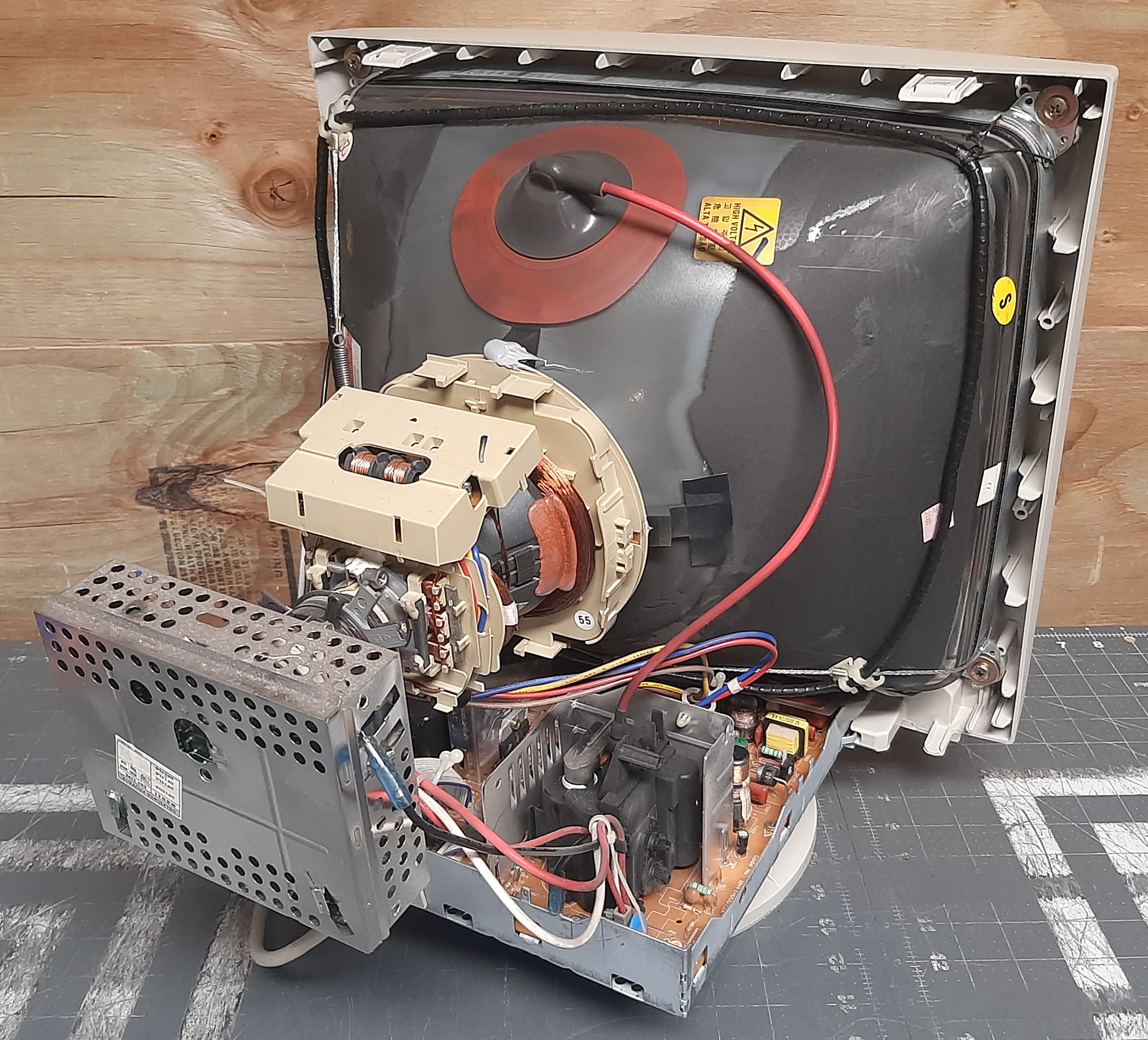 Samsung Samtron 7c | CRT Database