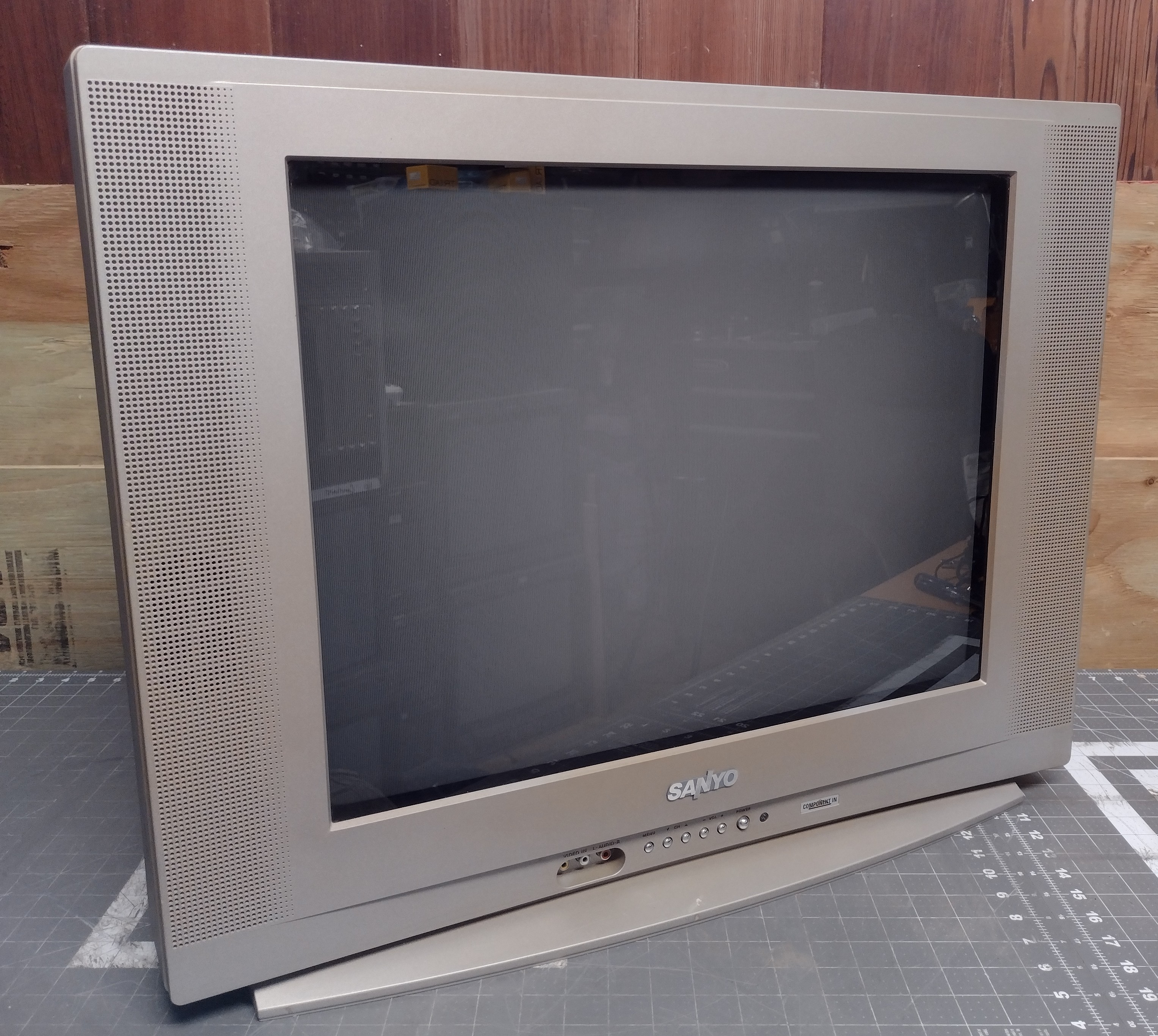 Sanyo DS24425 | CRT Database