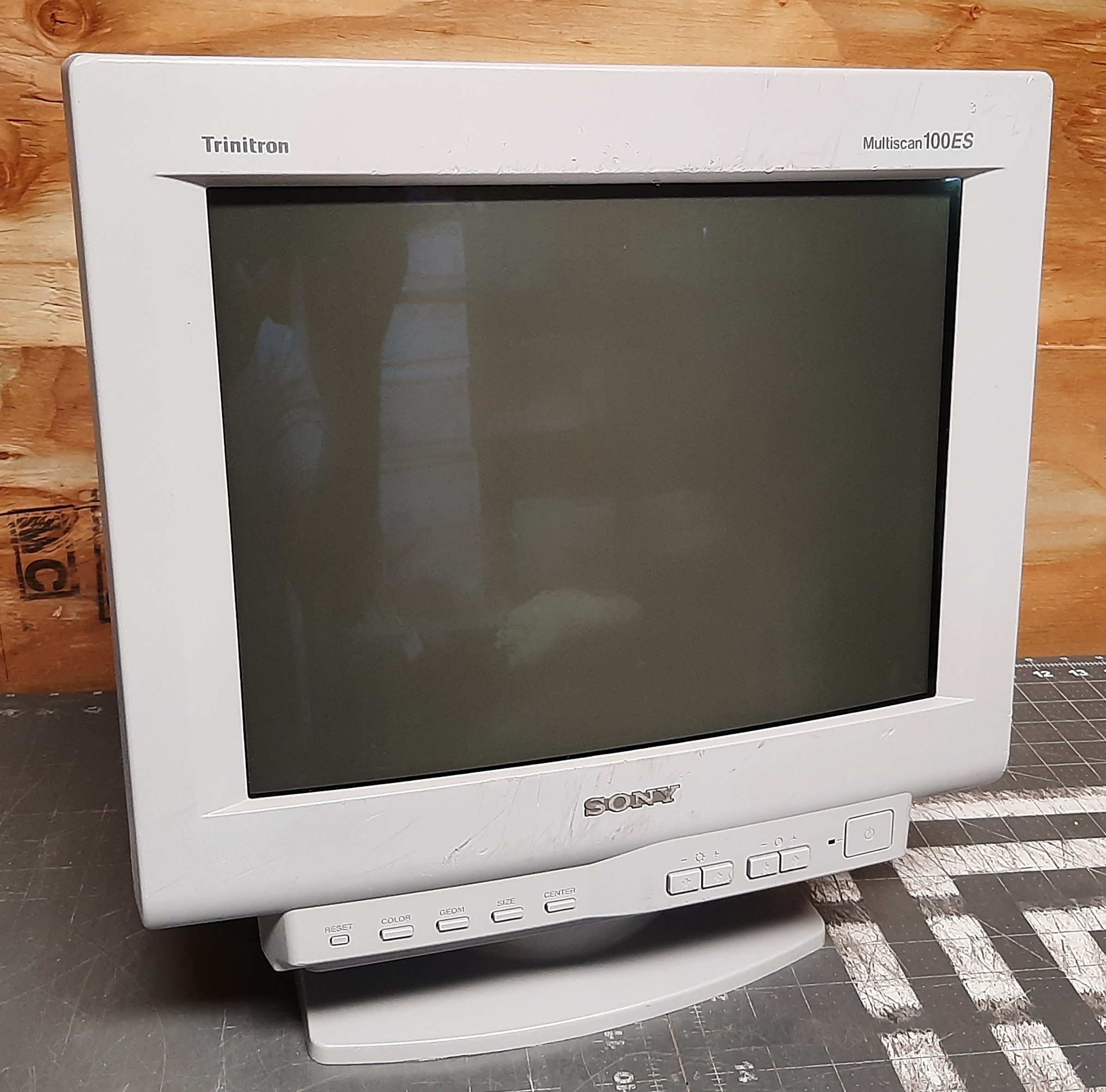 Sony CPD-100ES | CRT Database