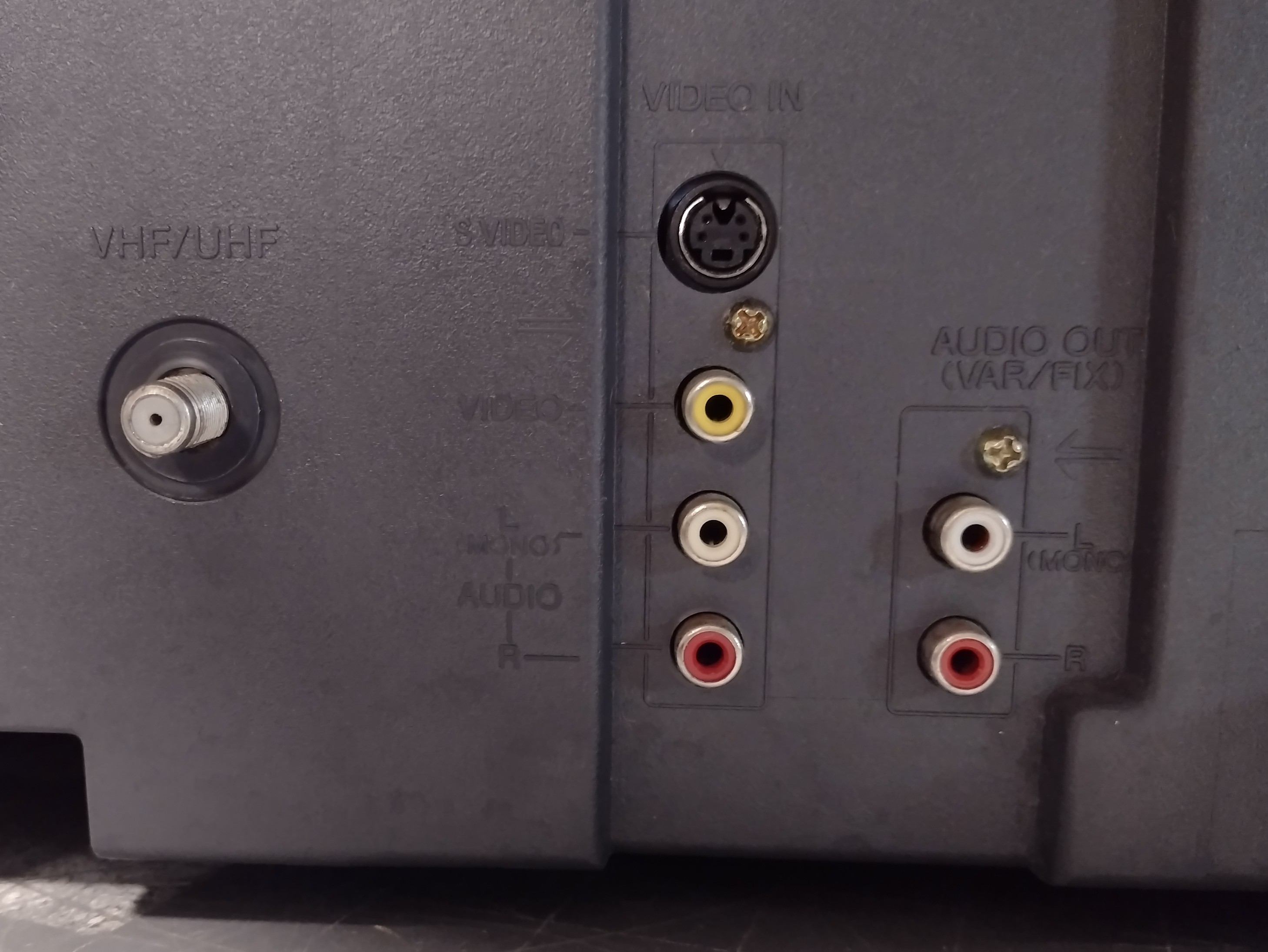 Sony KV-32S42 | CRT Database