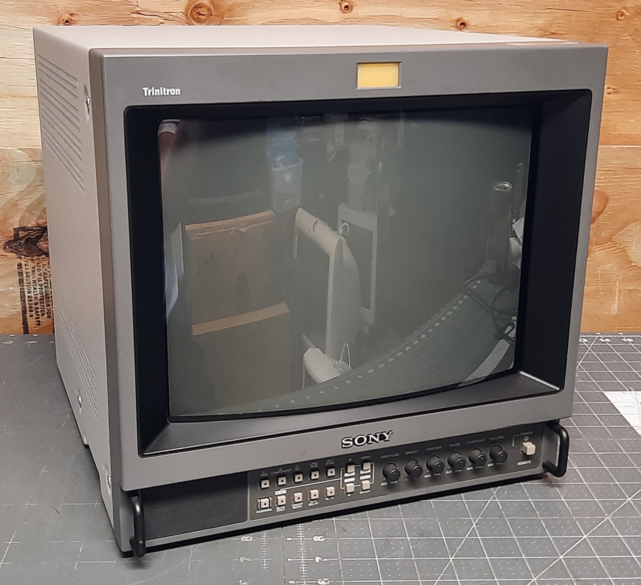 Sony PVM-14M2U | CRT Database