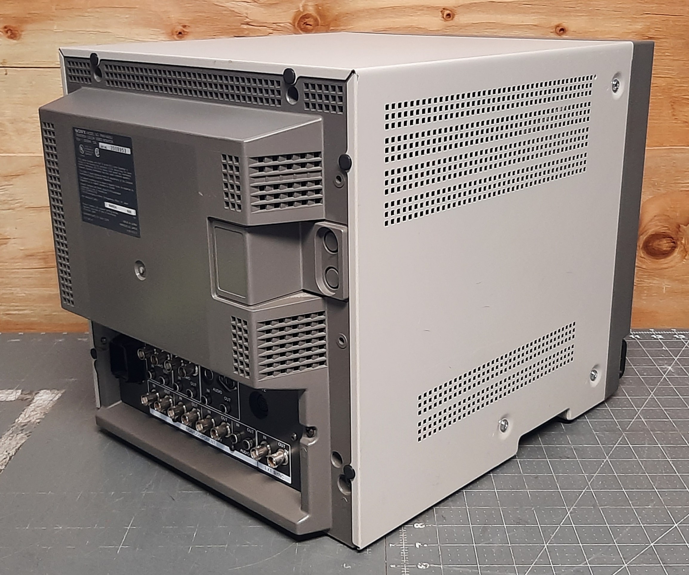 Sony PVM-14M2U | CRT Database