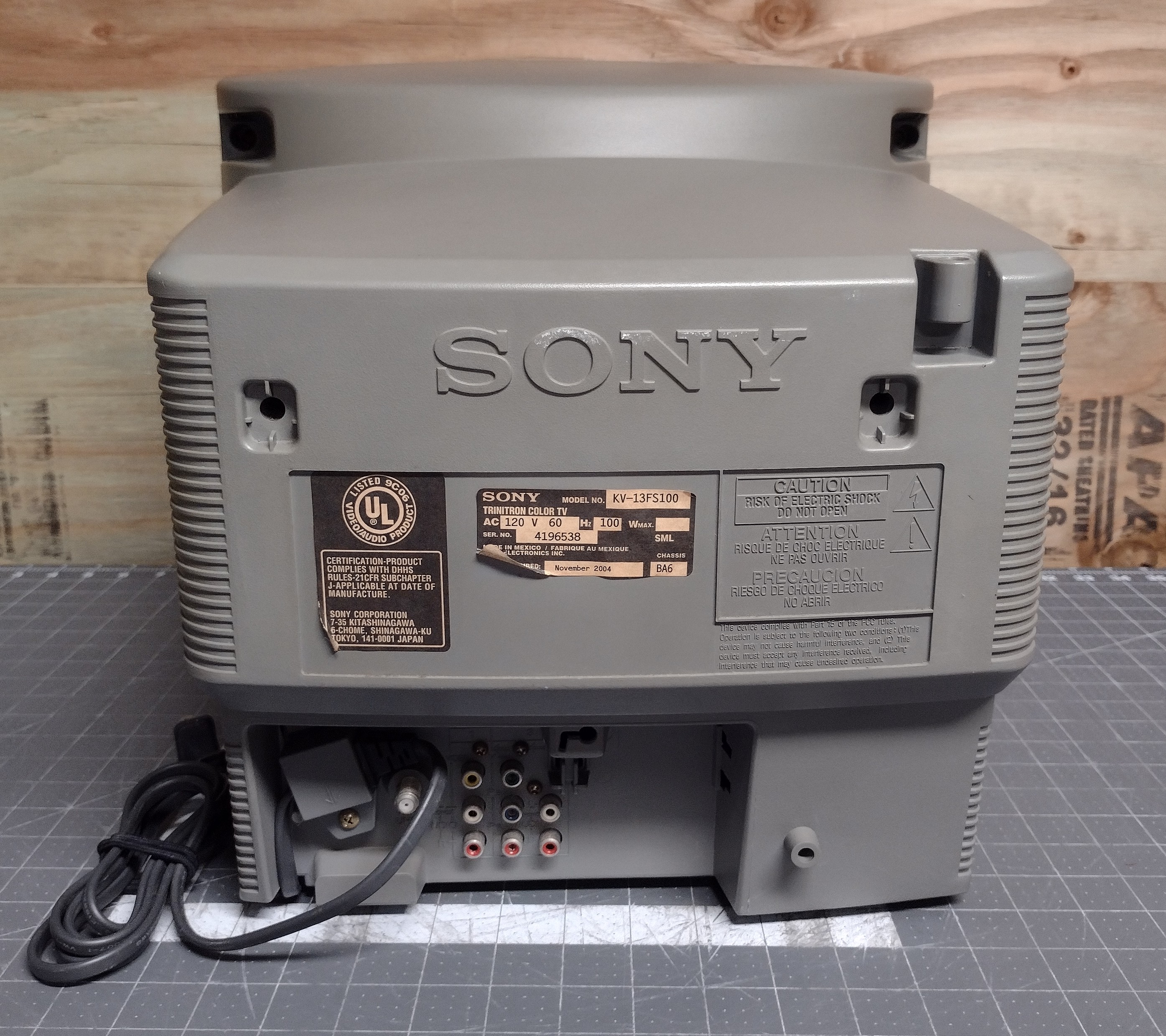 Sony KV-13FS100 | CRT Database