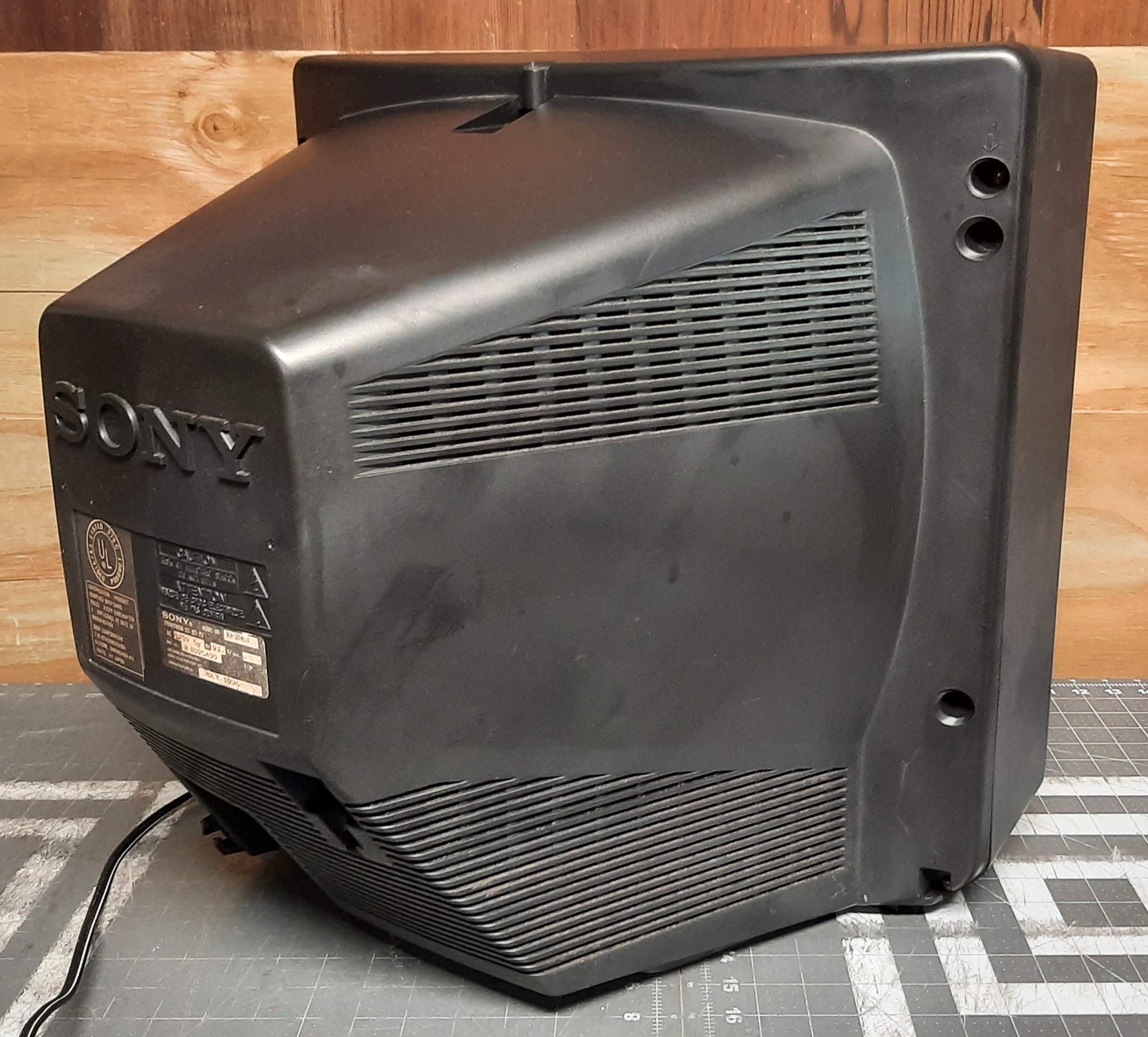 Sony KV-20M10 | CRT Database